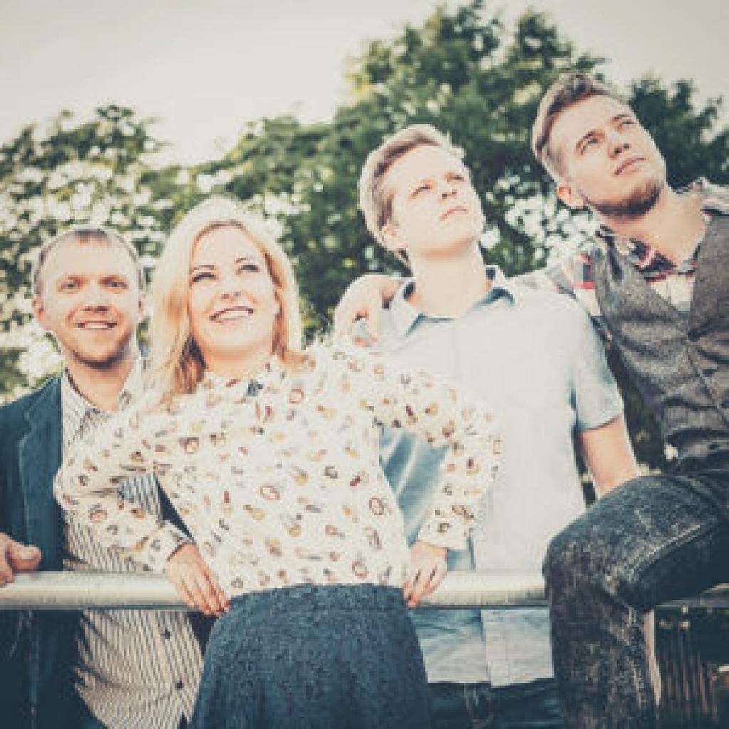 VIRUMUUSIK OÜ - 14147971 | Story: Pulmabänd pulmapeole I Pulmabänd ...